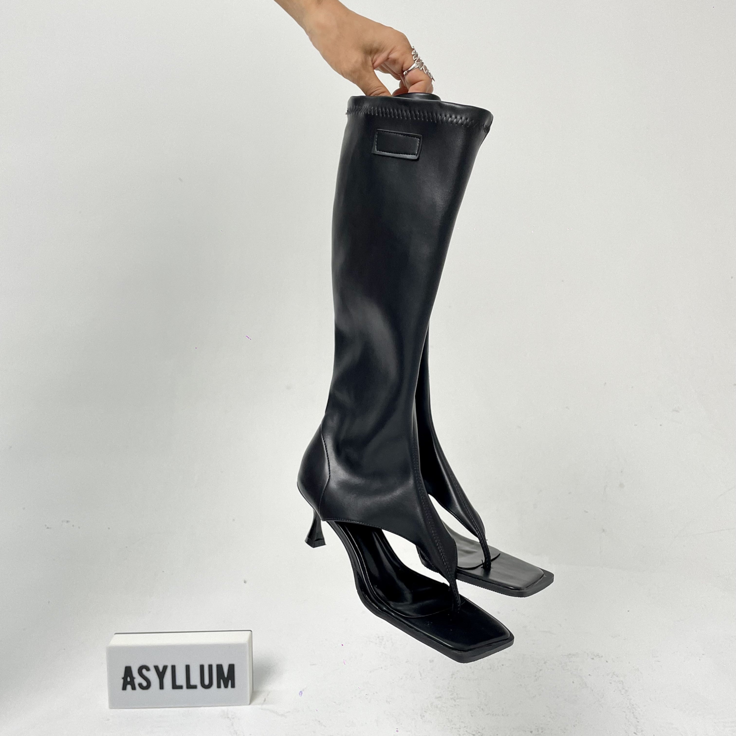 shoes – Asyllum